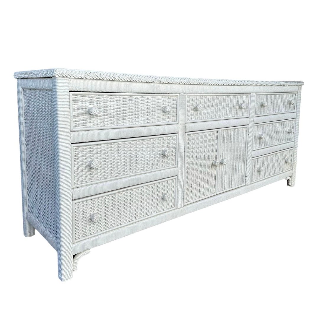 Henry Link Wicker Dressernull