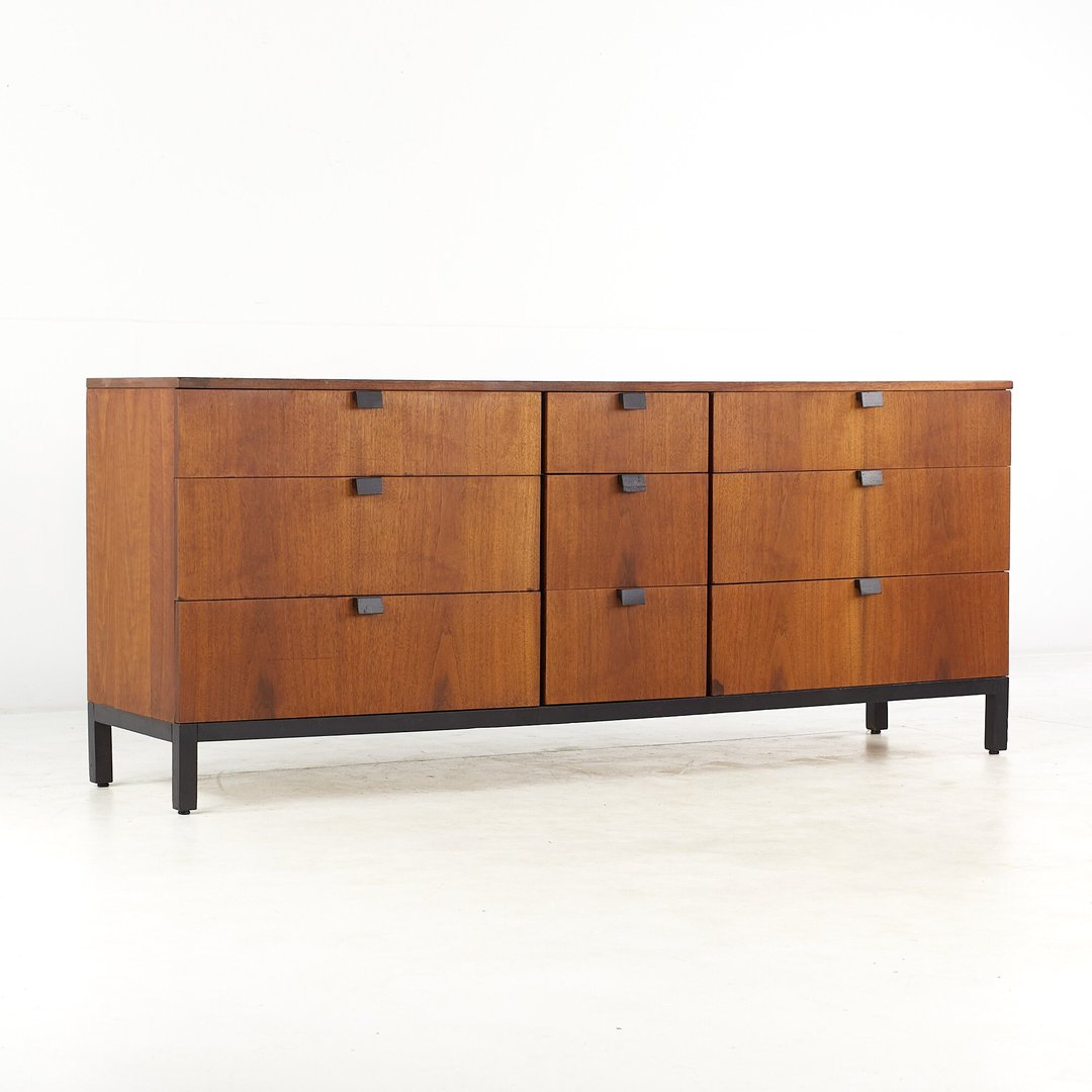 Milo Baughman for Directional Mid Century Walnut 9 Drawer Dresser ...