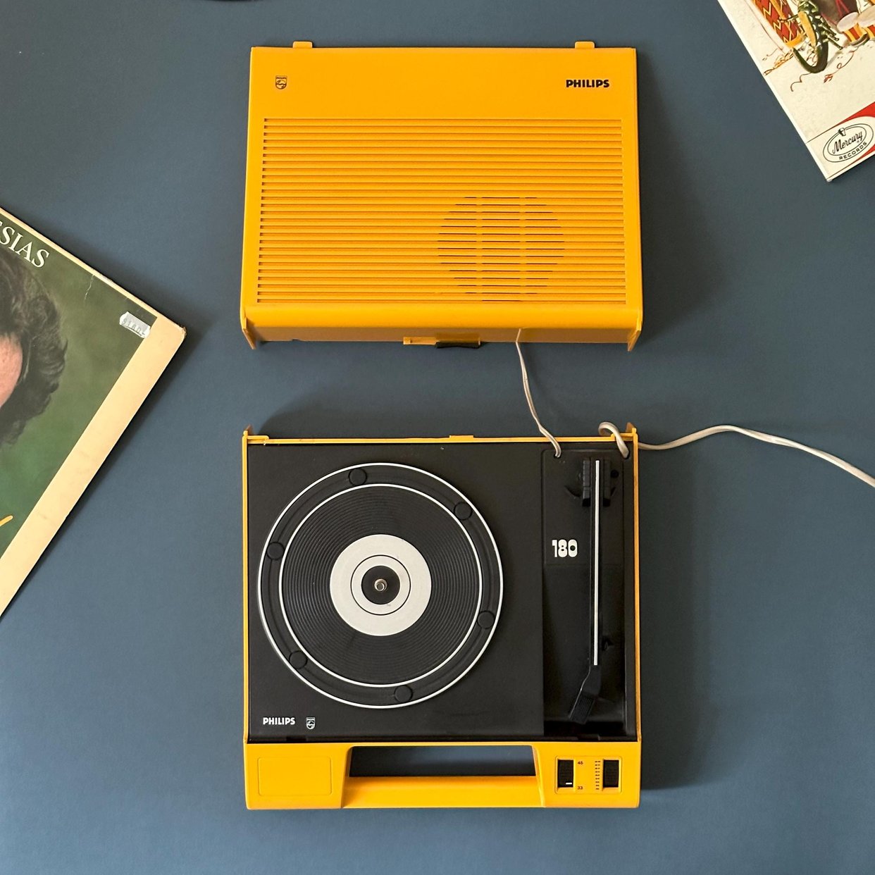 Philips AG 4131 portable record player | 1970s yellow/orange | Vintage ...