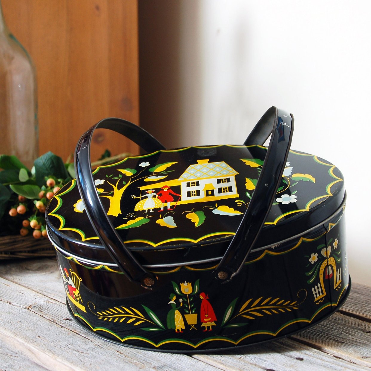 Vintage sewing tin box with handles / Pennsylvania Dutch | Sunflower ...