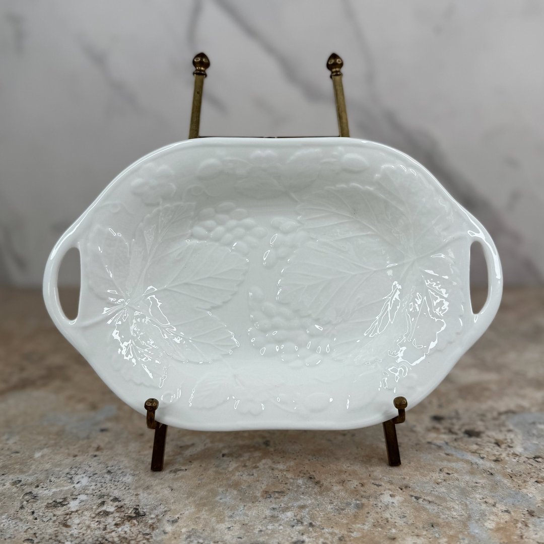 1988 Wedgwood Strawberry & Vine Bone China Rectangular Nut Dish Vintage ...