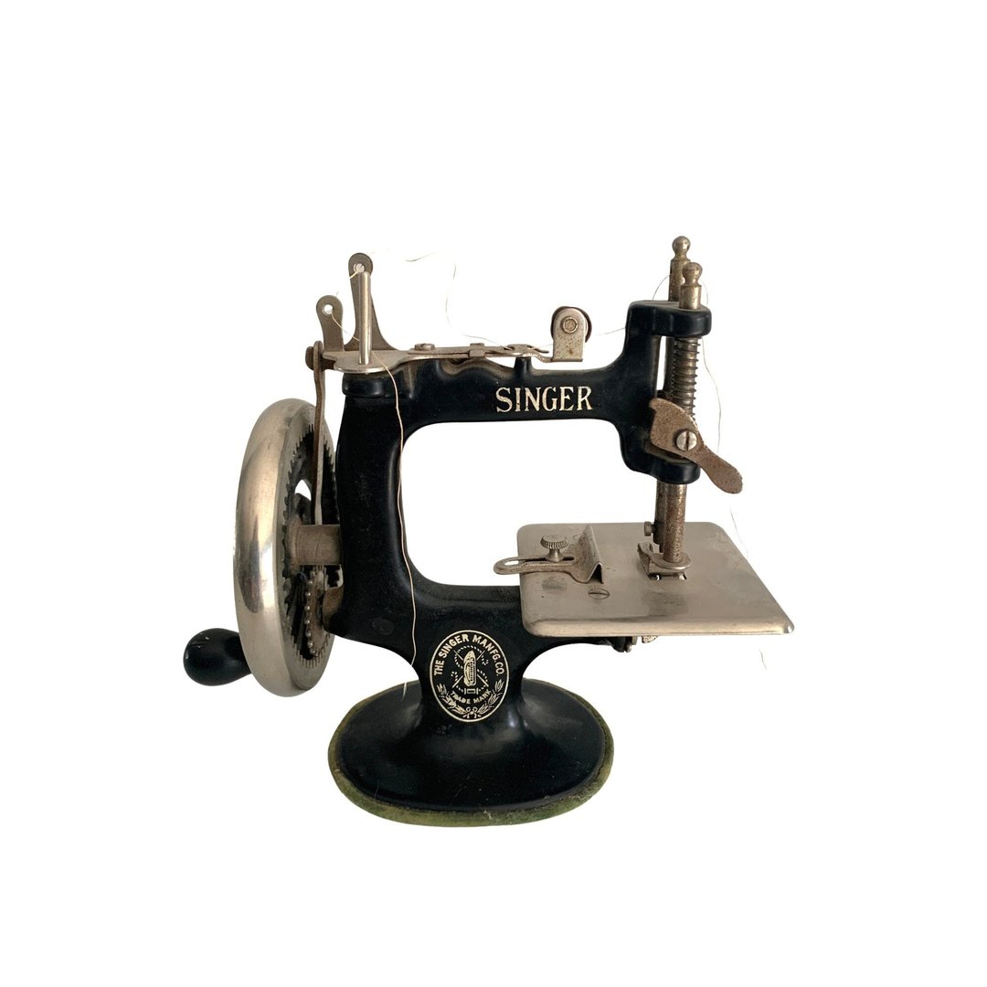 Singer Sew Handy Model 20 Circa 1930's | FunkyRelic | San Antonio, TX