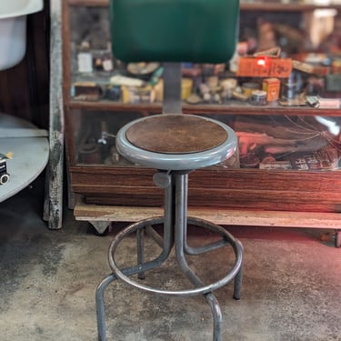 Vintage Drafting Chair | Earthwise Architectual Salvage (Seattle ...