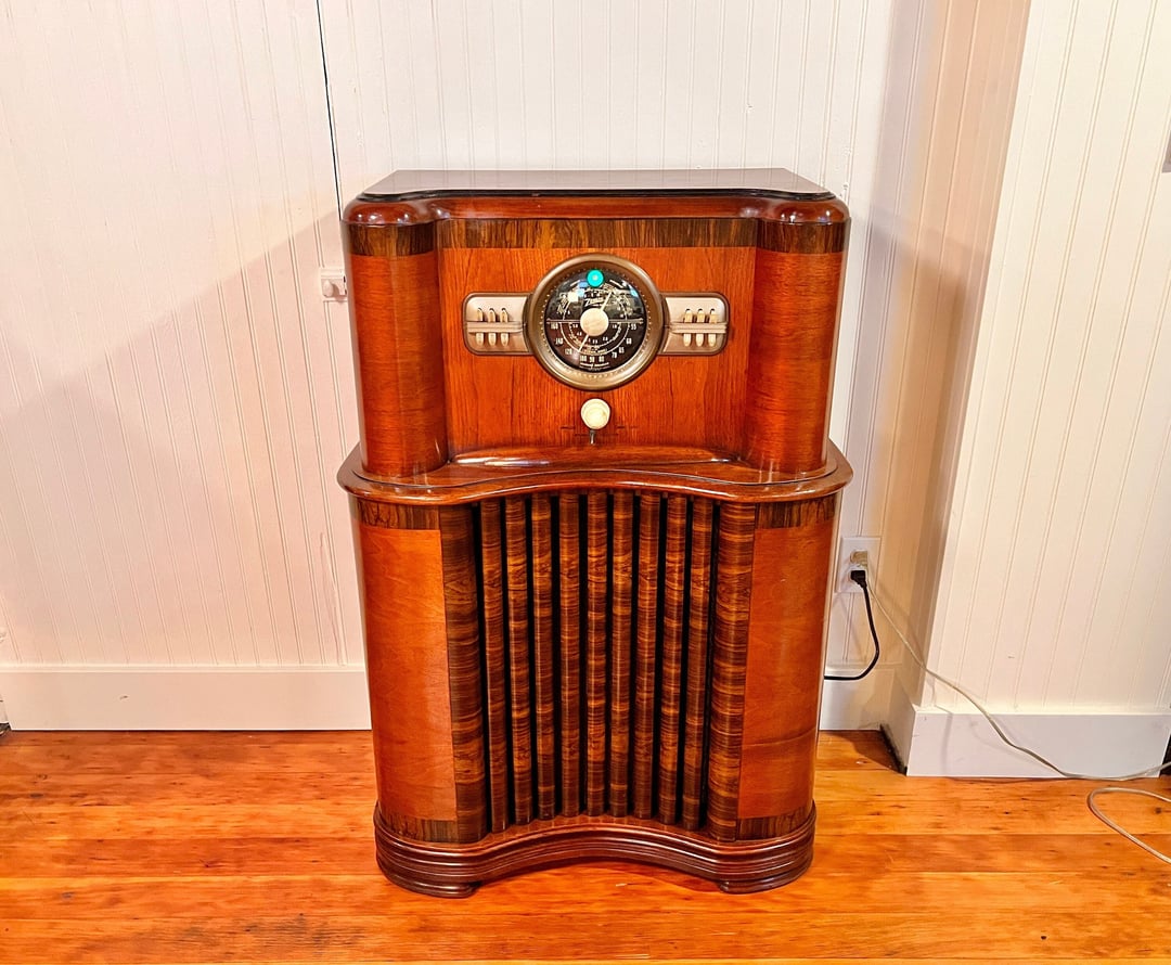 Stunning 1940 Zenith 3 Band Console Radio, Elec Restored 8S463 ...
