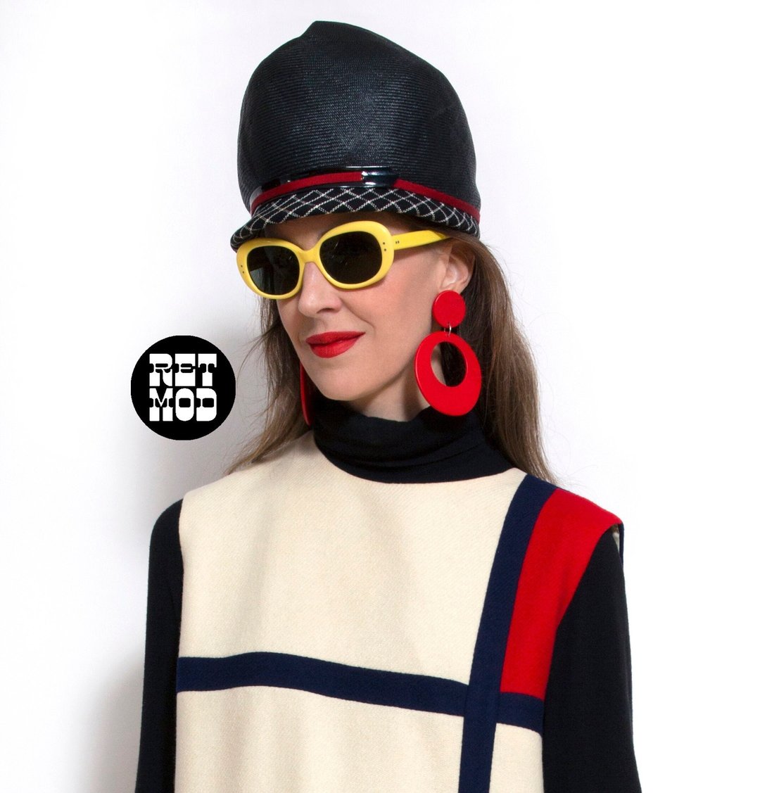 Iconic Vintage 60s Mod Black Jockey Riding Cap with Red | RetMod ...