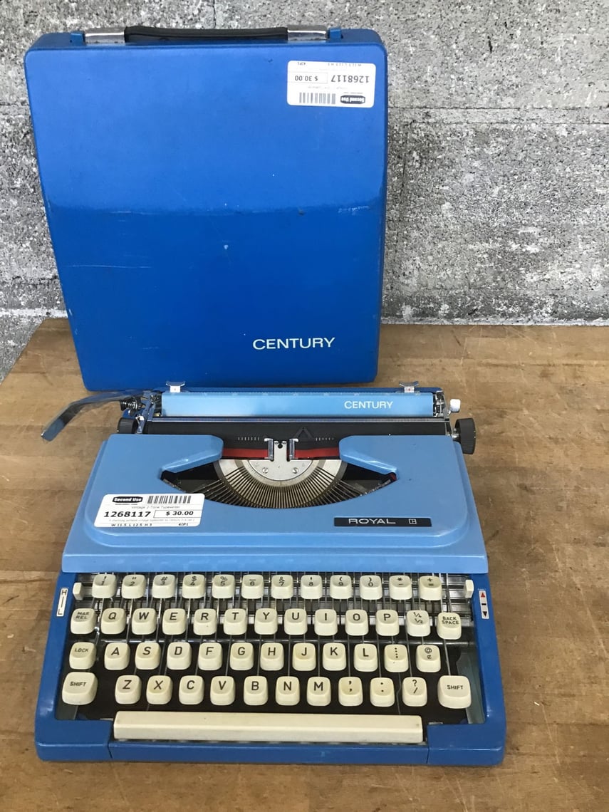 Vintage 2-Tone Typewriter (Seattle) | Second Use | Seattle and Tacoma, WA
