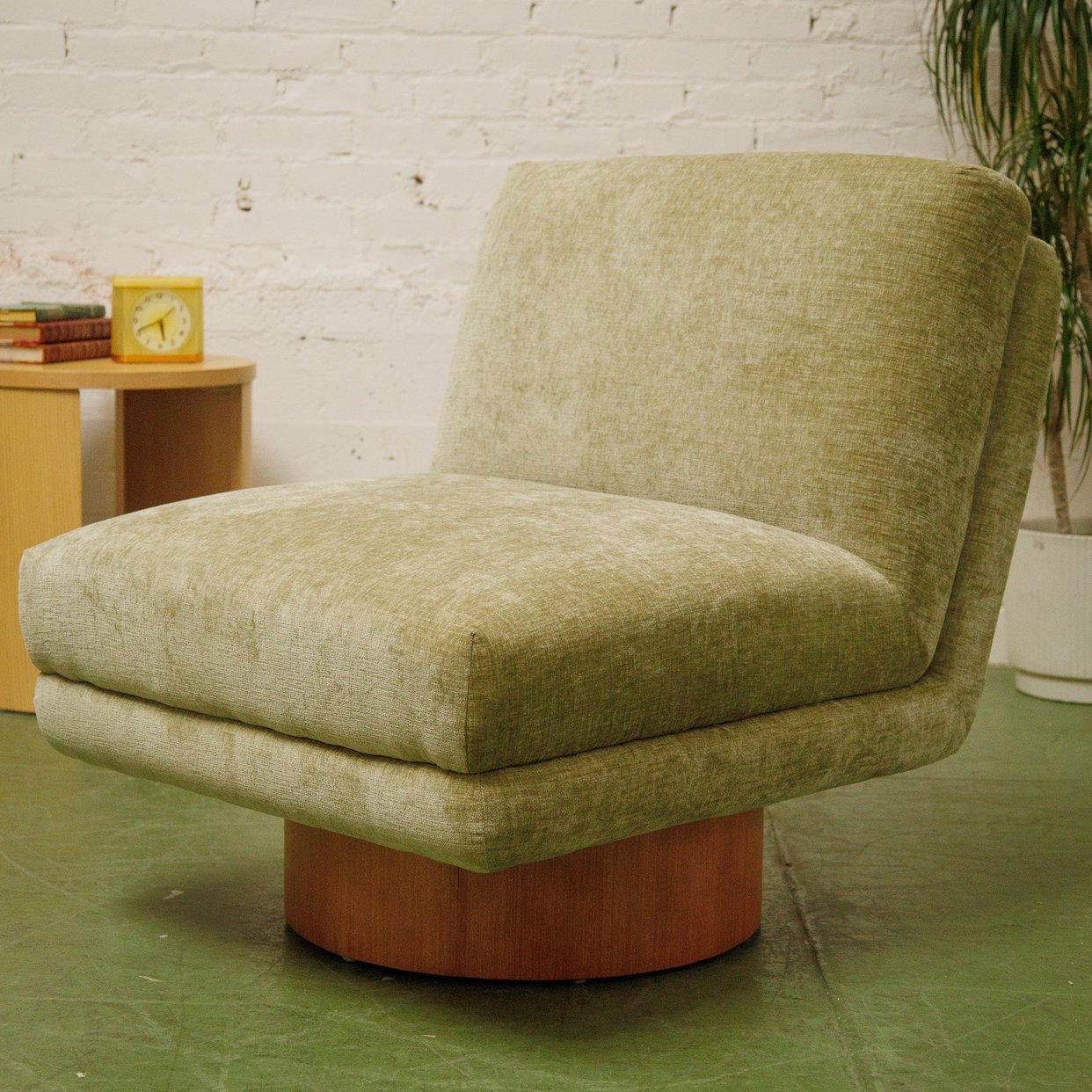 Green Swivel Chair | Sunbeam Vintage - Highland Park - Los Angeles, CA ...