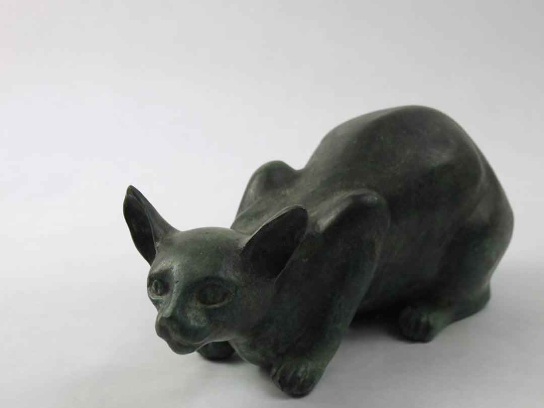 Vintage Maitland Smith Patinated Bronze Crouching Cat Sculpture | Lisa ...