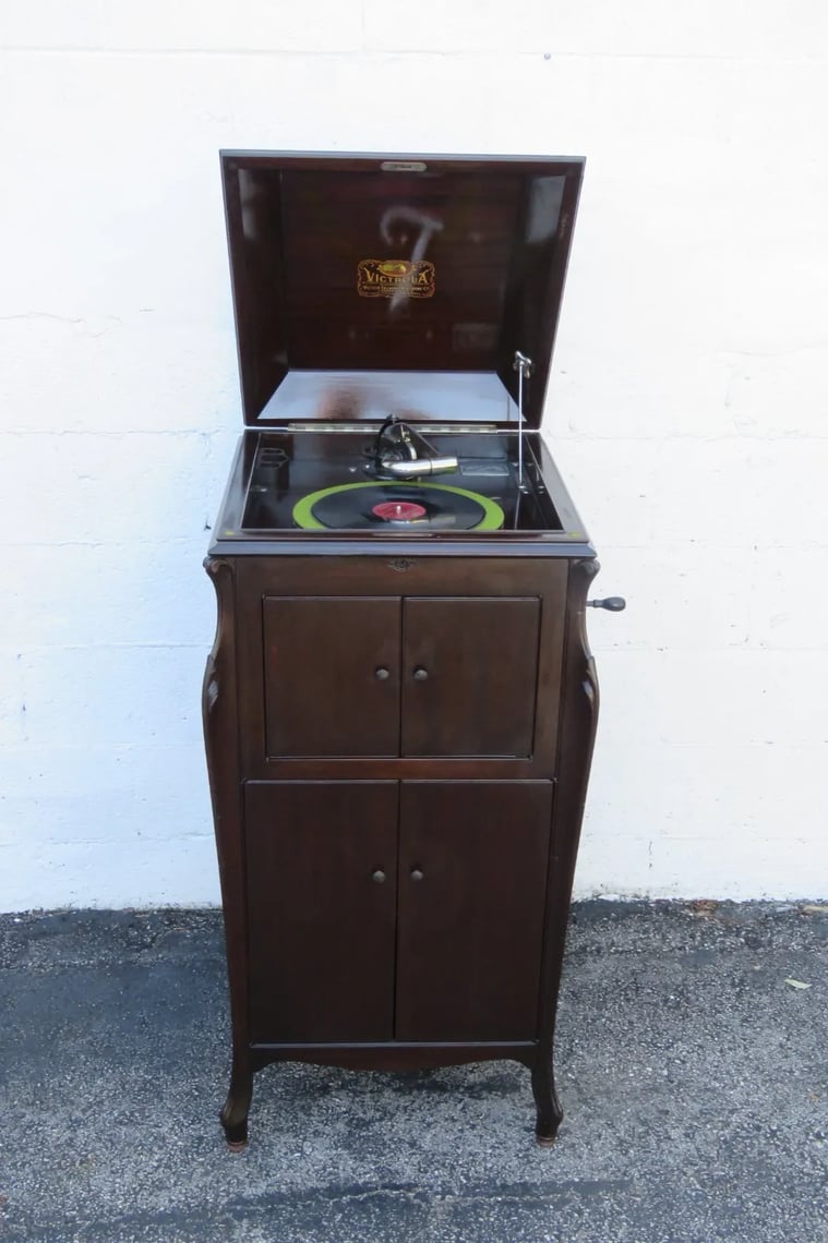 Early 1900s Hand Crank Victor Victrola Record Player Phonograph 5140 ...