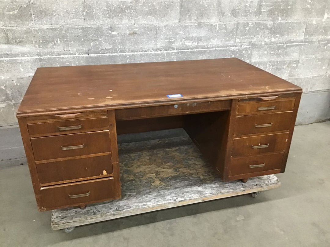 BIG Mahogany Desk (Seattle) | Second Use | Seattle and Tacoma, WA