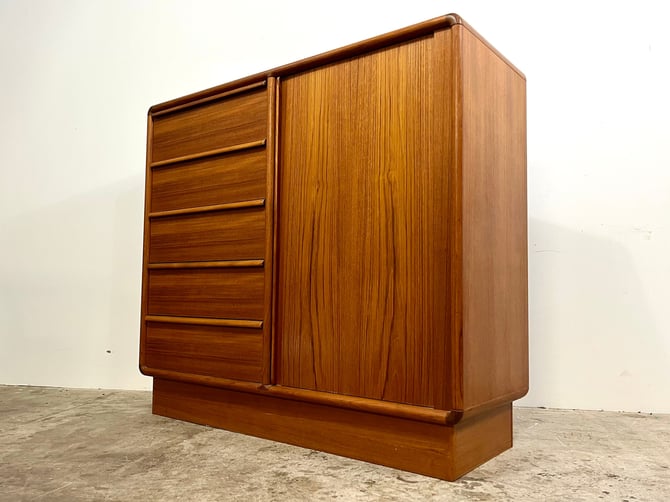 Vintage 1960s Kibaek Mobelfabrik Danish Modern Teak Wardrobe Dresser ...