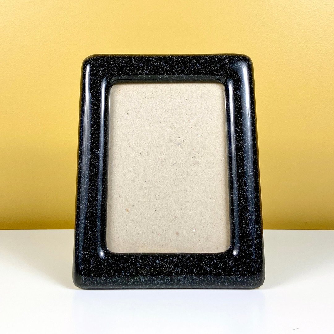 Curved, Speckle Design 5x7 Photo Frame | Barela Vintage | New York, NY
