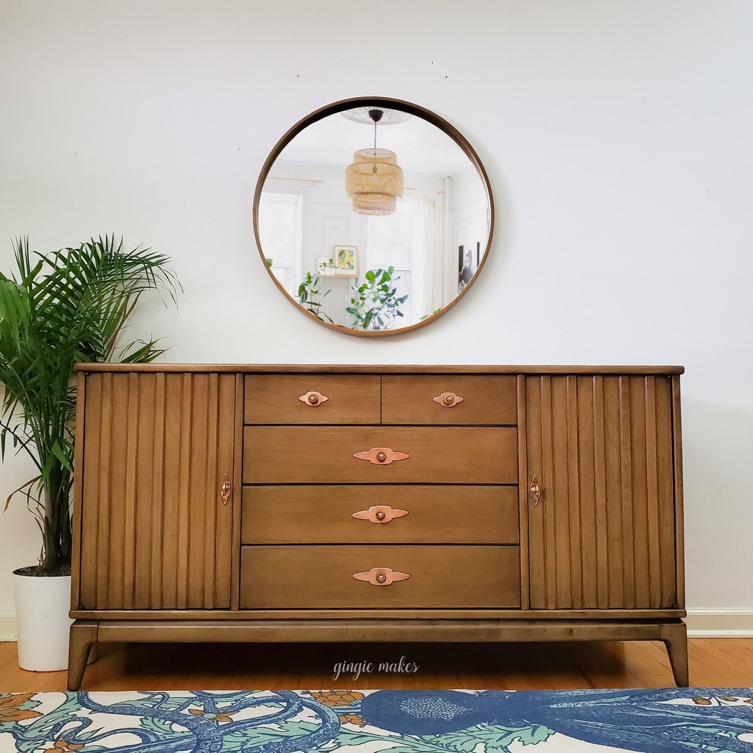 Broyhill "Expression" Mid-Century Modern Credenza/Server ***please read ...