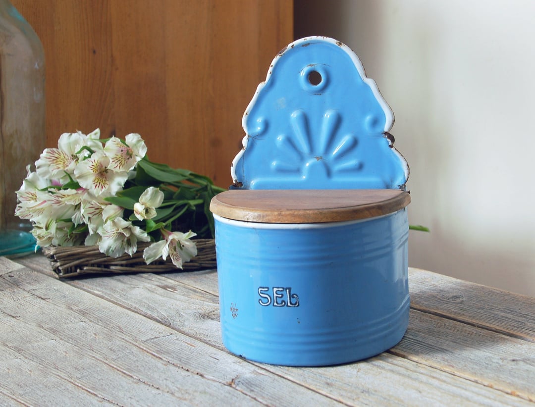Vintage blue enamelware salt box / blue enamel salt box / French ...