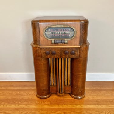 1939 RCA 19K Console Radio with MP3, AM/Shortwave, | Deco2Go - Seattle ...