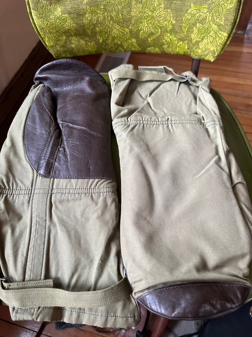 WWII US Army Air Forces A-12 Gloves WW2 Militaria Vintage | Great Northern Vintage | Minneapolis, MN