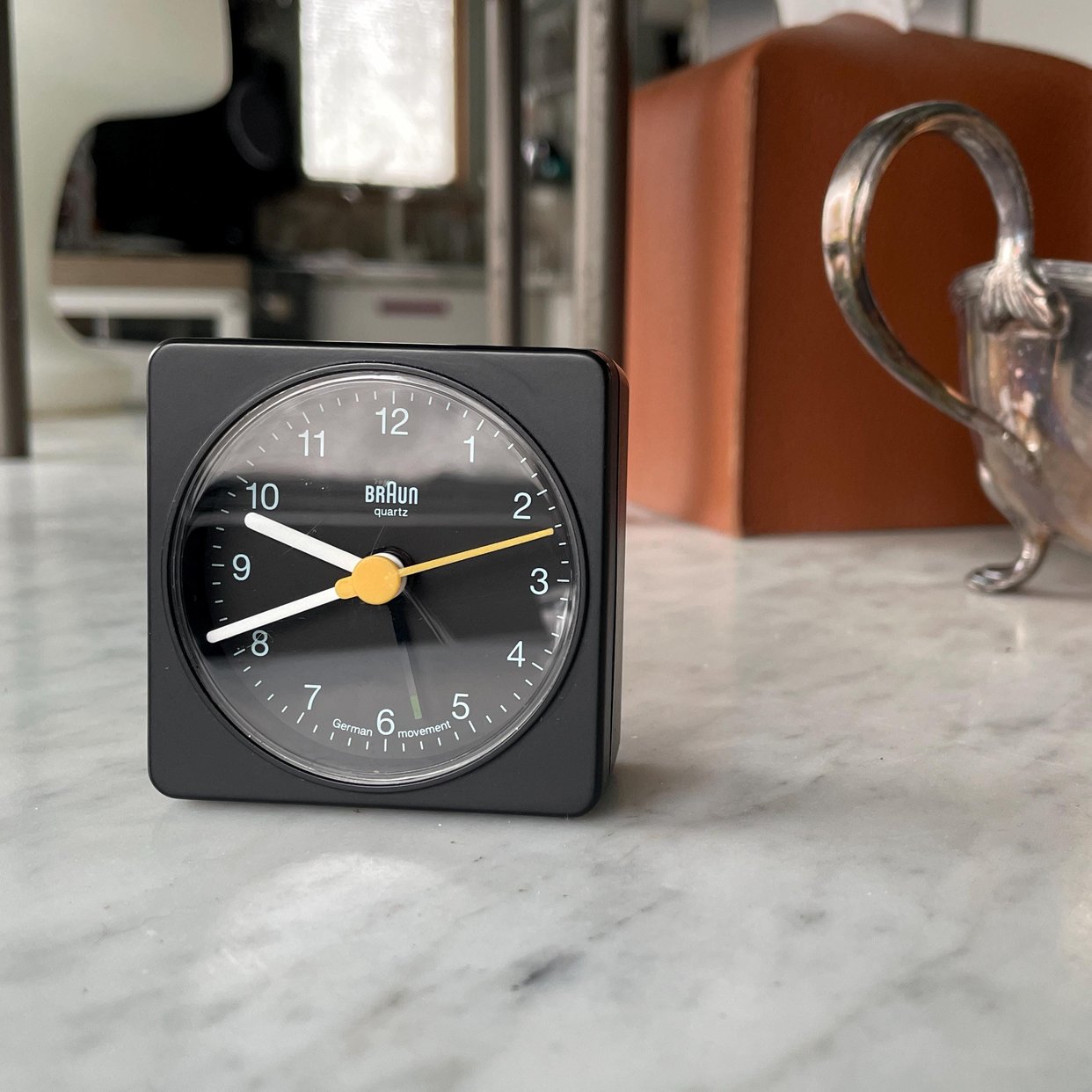 Braun Travel Quartz Analog Alarm Clock Black AB1 | Brain Washington ...