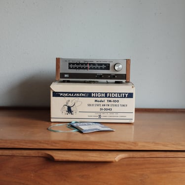 Vintage Realistic TM-100 Solid State Am / FM stereo Tuner | Microscope ...