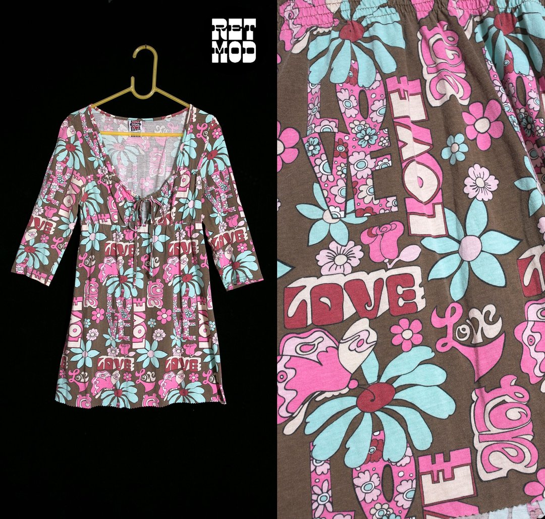 Adorable 00s does 70s Iconic Love Print Micro Mini Dress | RetMod ...