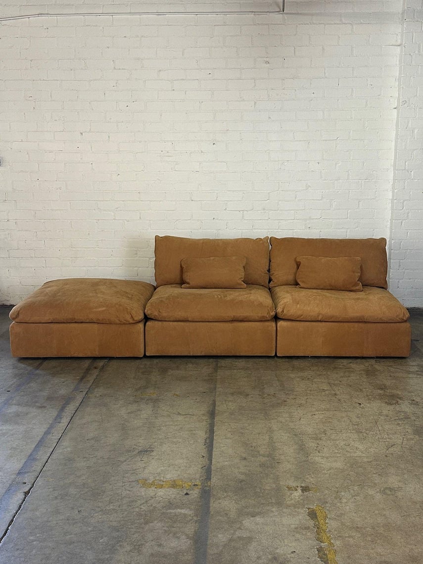 Aria modular leather seating - set | Vintage On Point | Los Angeles, CA
