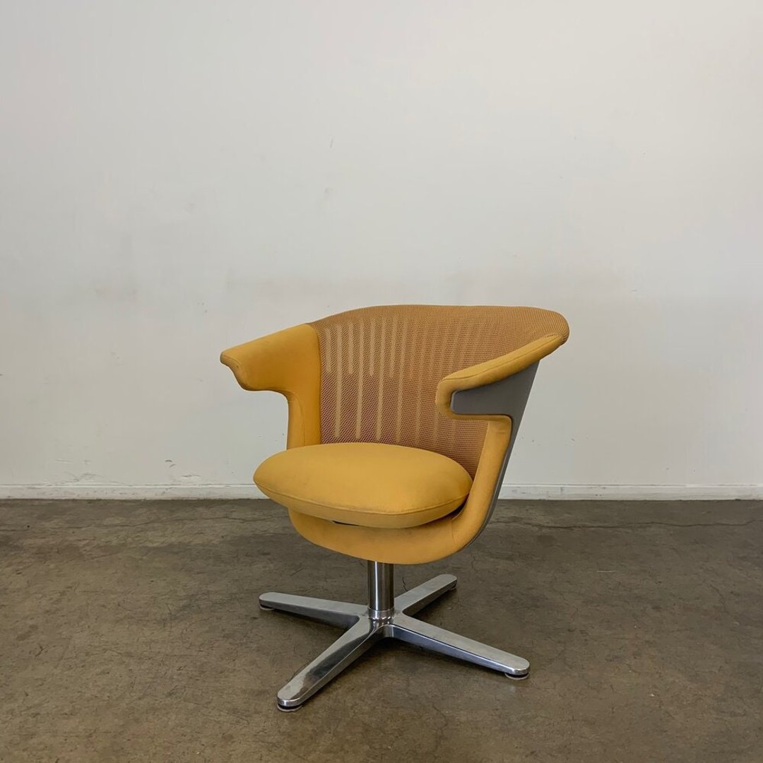 i2i chair by Steelcase in yellow #1 | Vintage On Point | Los Angeles, CA