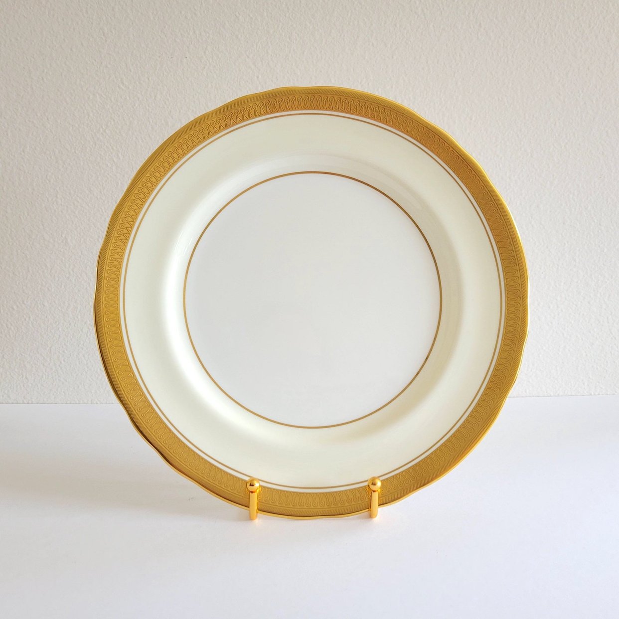 Vintage Aynsley 'Sandringham' Dinner Plates - Matching Set | Civilized ...