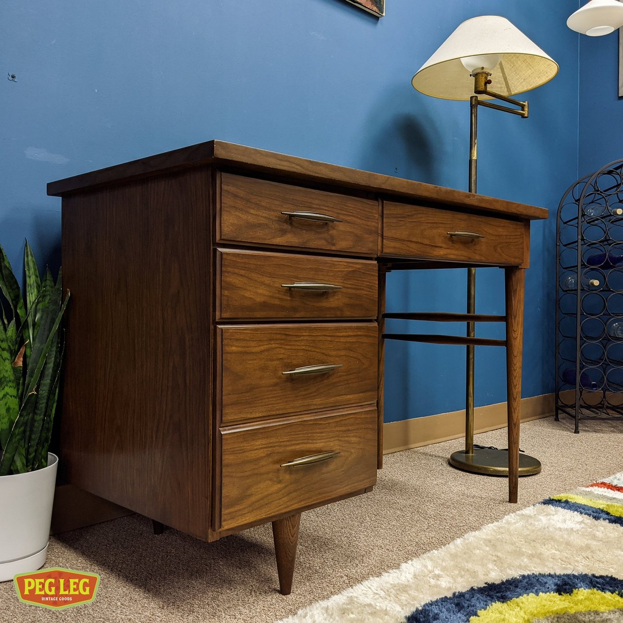 Mid-Century Modern walnut desk with laminate top | Peg Leg Vintage ...