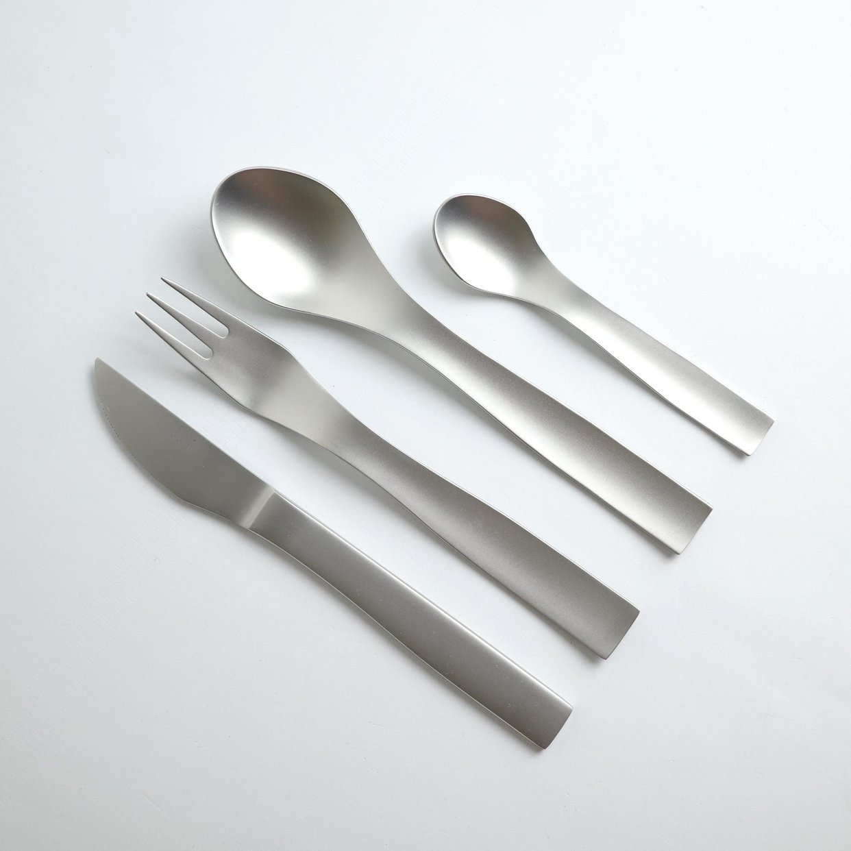Vintage 1980s Gottinghen Selezioni 24-Piece Flatware Set — Space | Past ...
