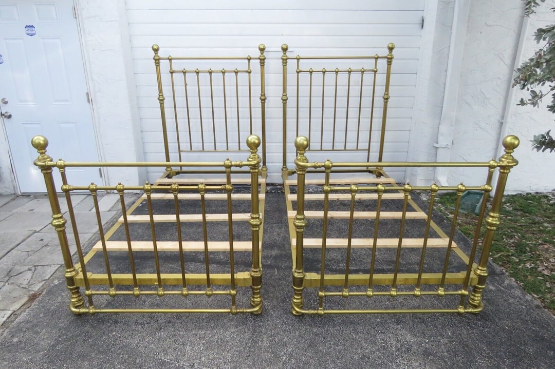 Victorian Whitcomb Metallic Bedstead Late 1800s Brass Twin Size Beds ...