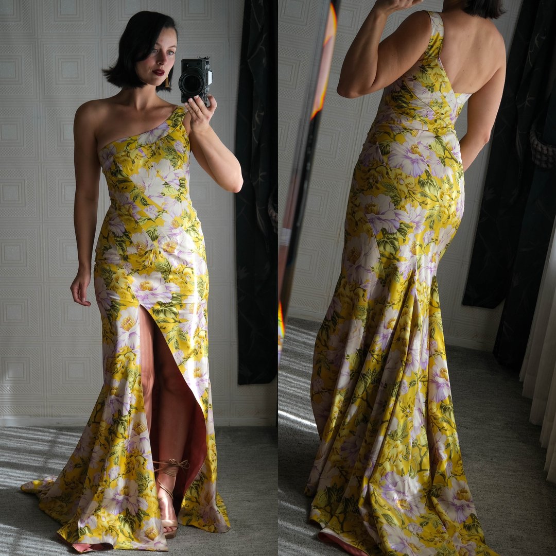 Vintage JOHN GALLIANO 2002 Spring Summer Collection Corsetted Floral ...