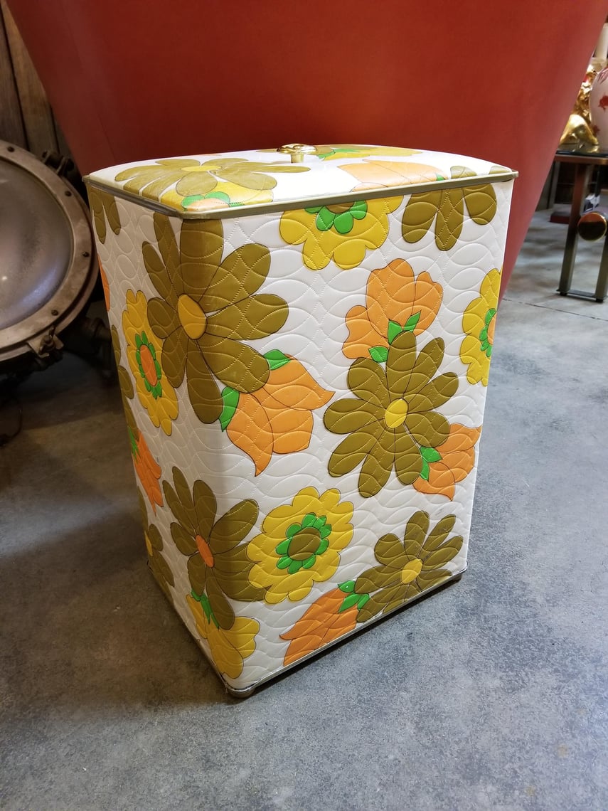 Groovy 70s Vinyl Clothes Hamper | Earthwise Architectual Salvage ...