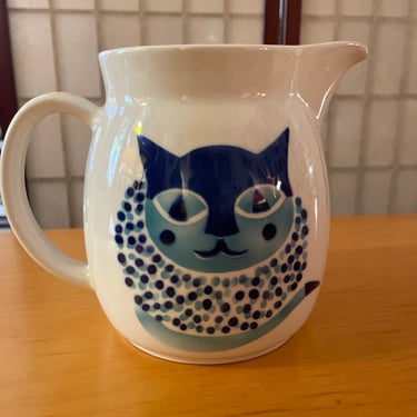 Arabia cat pitcher | Artifacts 20th Century | New York, NY