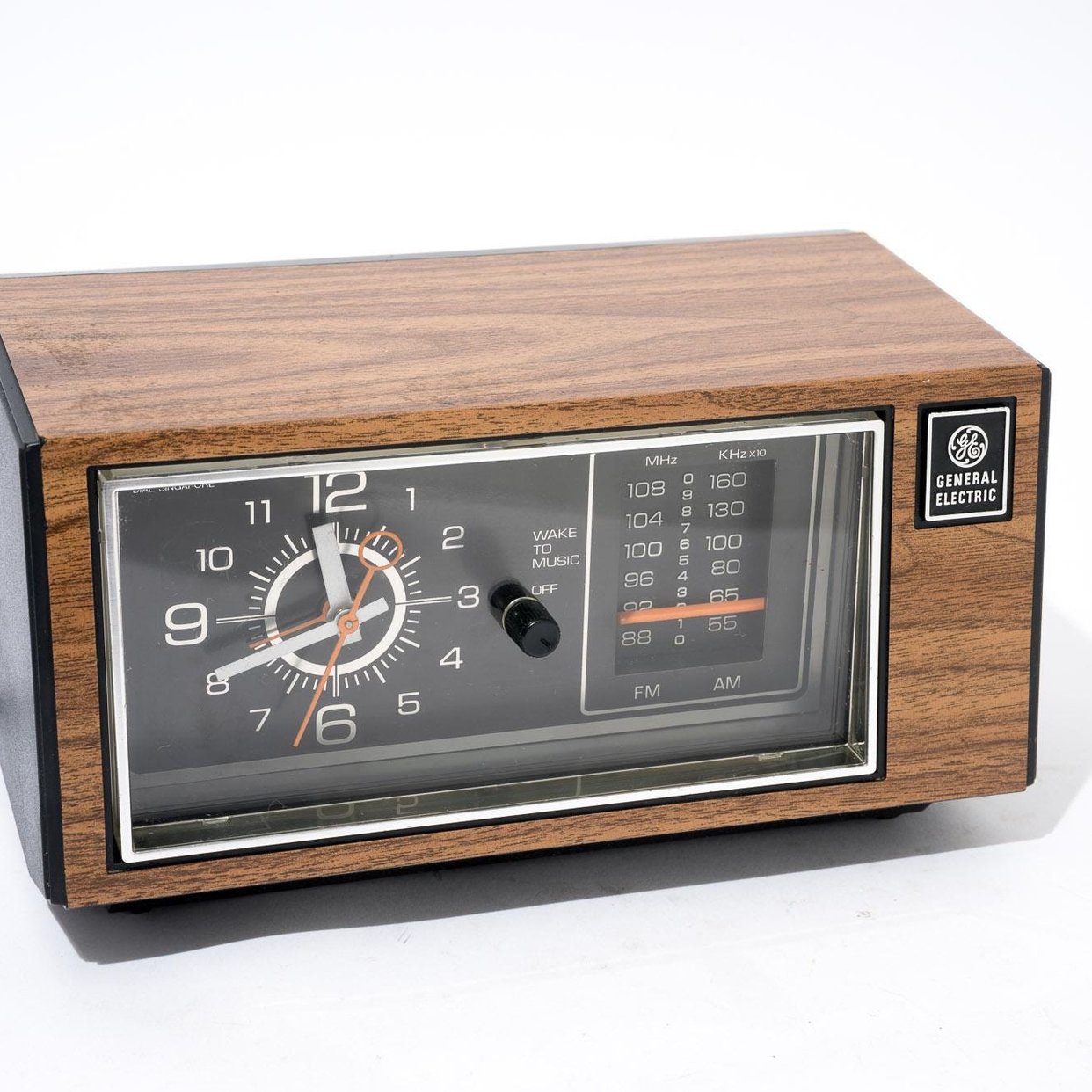 Vintage Clock Radio, General Electric Dial Alarm Clock | Starr Road ...