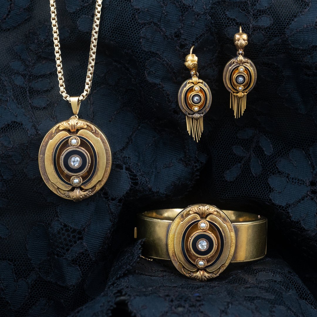 Early Victorian Three Piece Parure | Pippin Vintage Jewelry | Chelsea ...