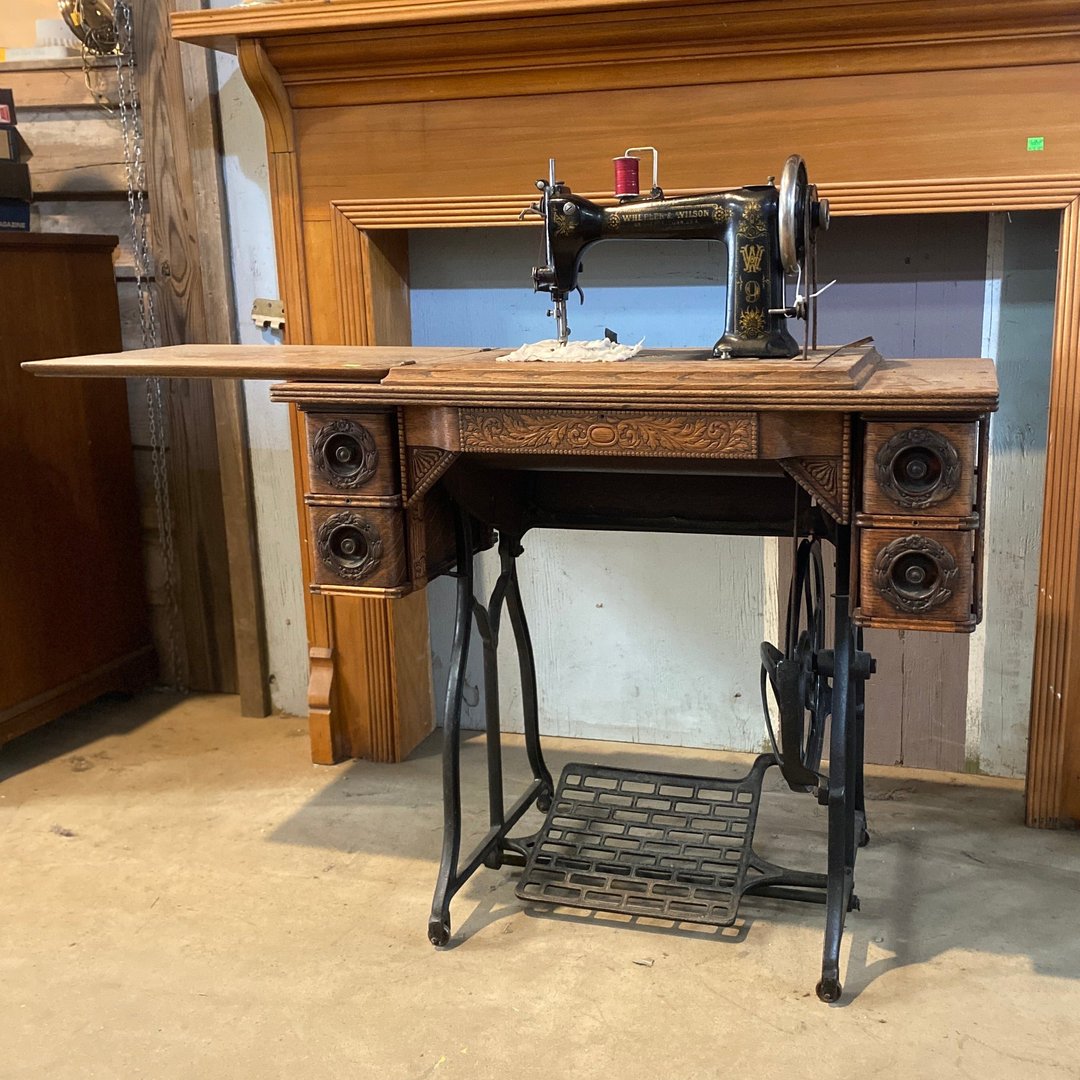 Wheeler & Wilson Working D9 Treadle Sewing Machine c. 1900 | Community ...