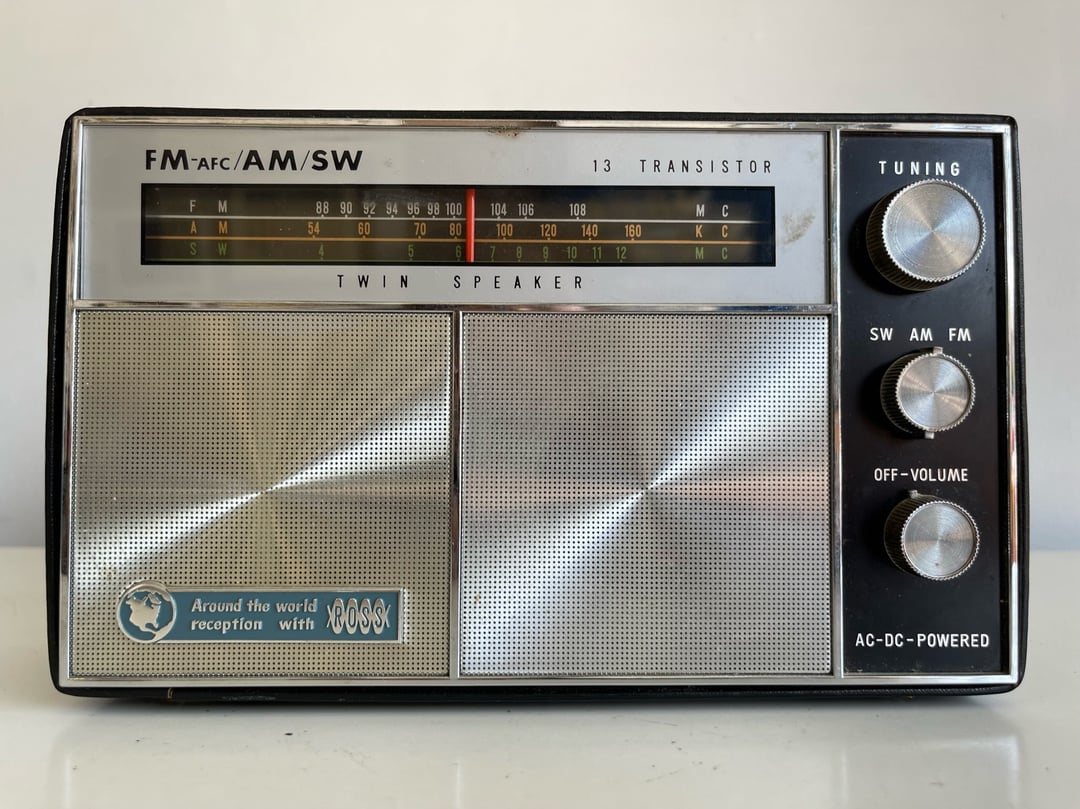 Twin Radio Transistor Radio | Sunbeam Vintage | Highland Park - Los ...