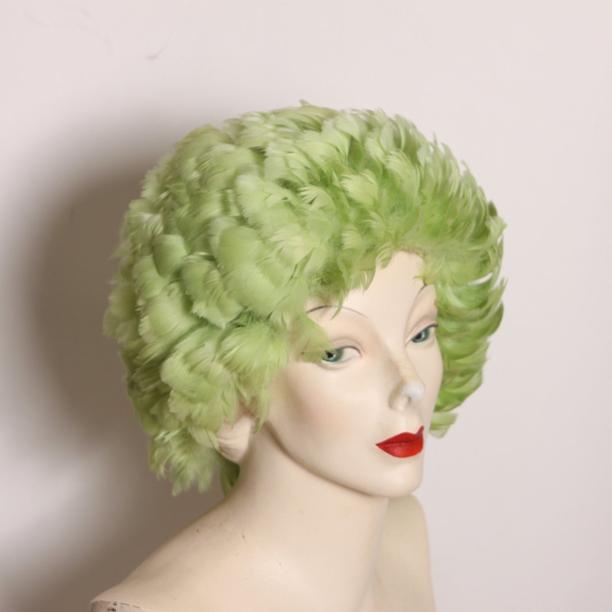 1960s Green Feather Round Poofy Formal Hat | Naughty Kitty Vintage ...