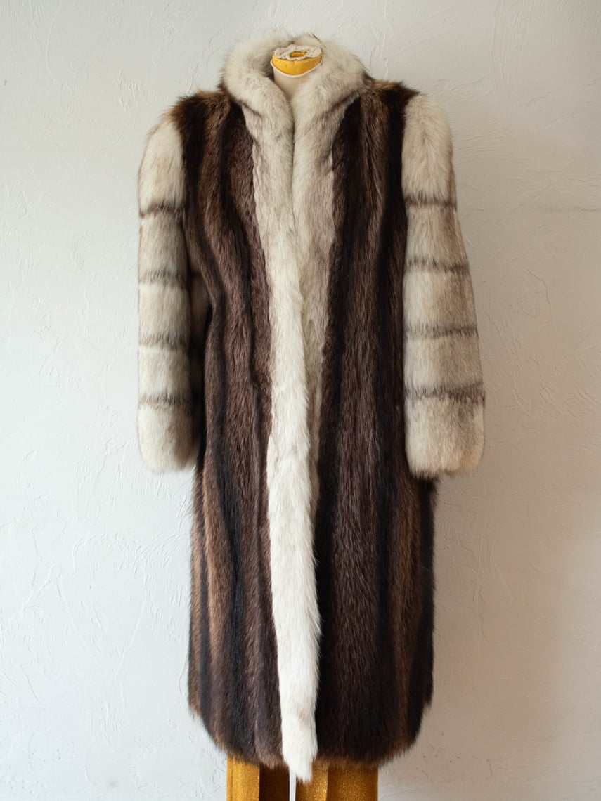 Vintage Canadian Bespoke Two-Tone Fur Coat M/L | We Thieves | Cambridge, MA