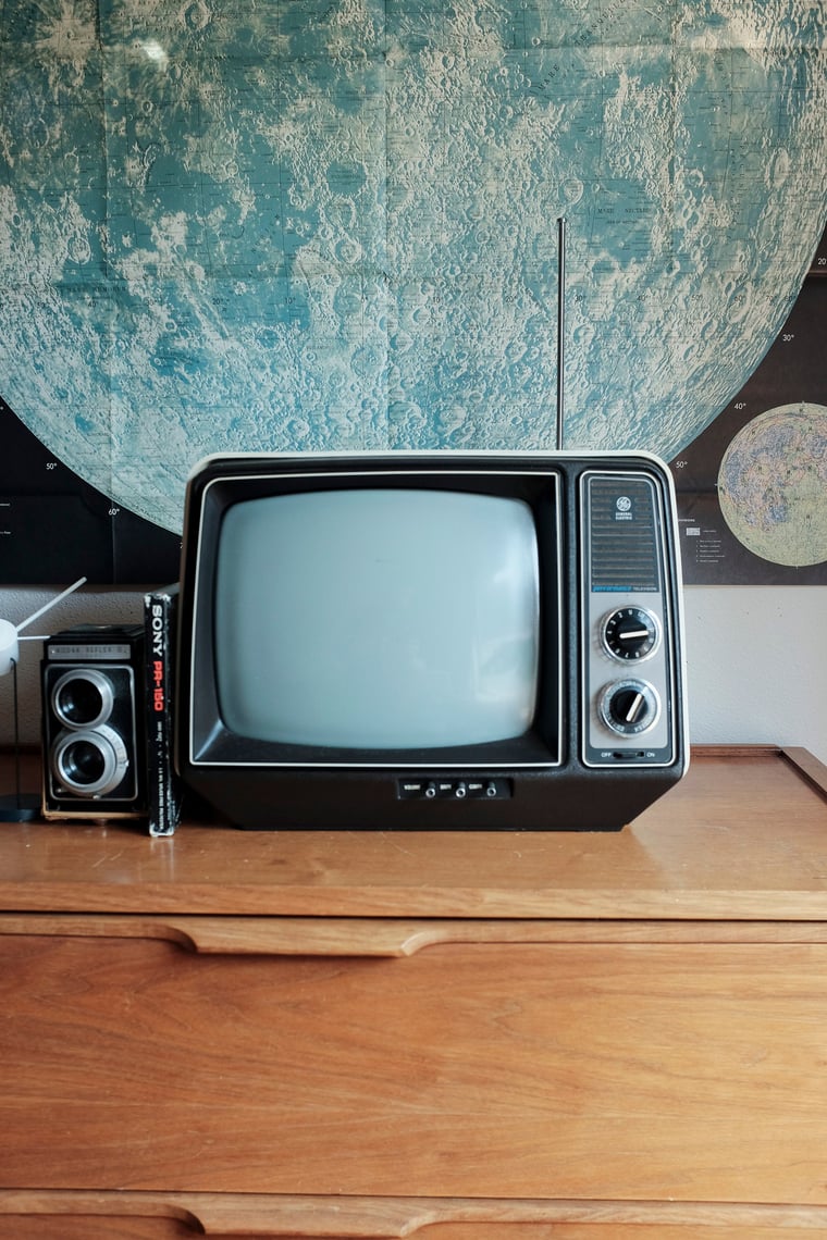 Vintage General Electric TV White Model 12XB9122B | Microscope ...