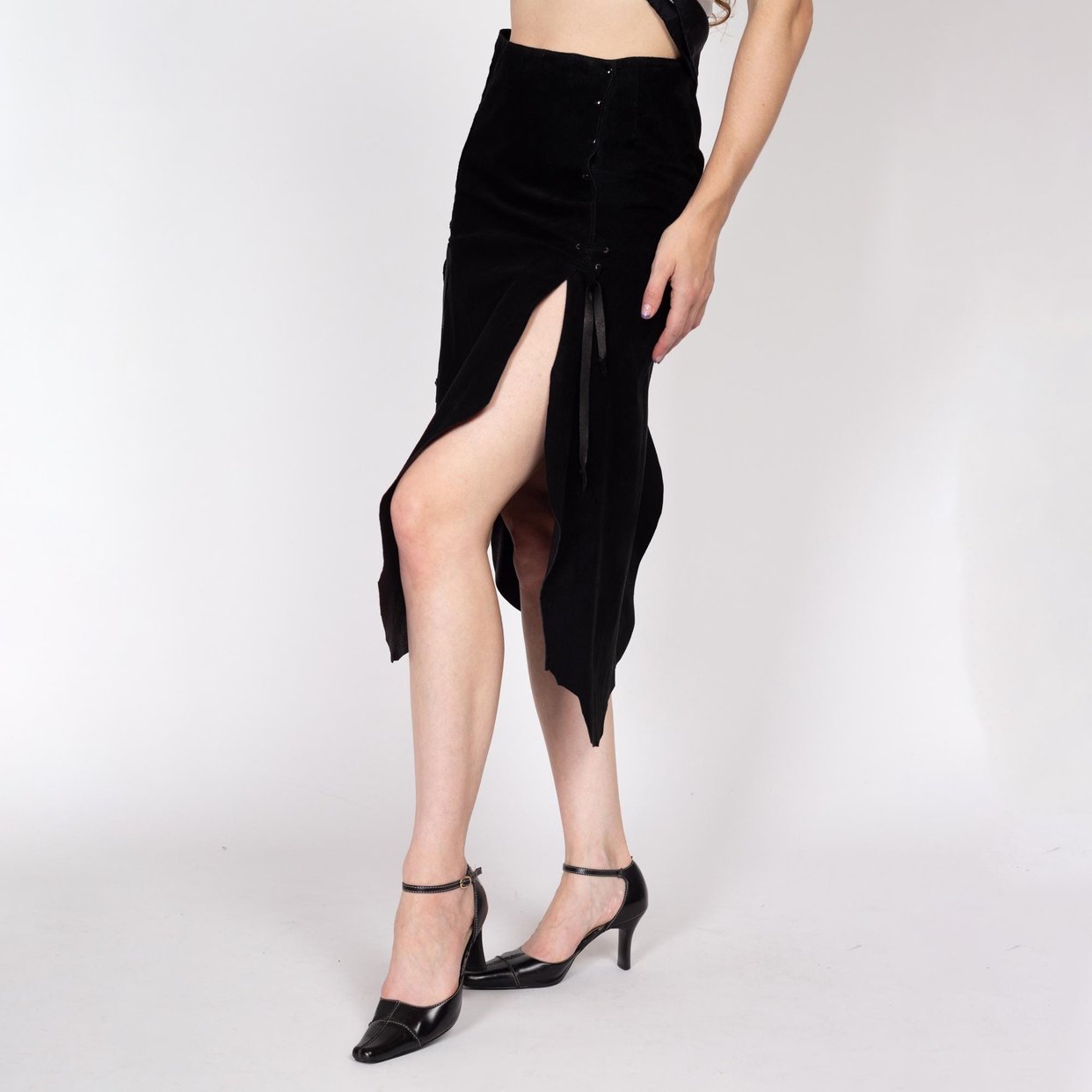 Small 90s Western Gothic Black Suede Midi Skirt | | Flying Apple ...