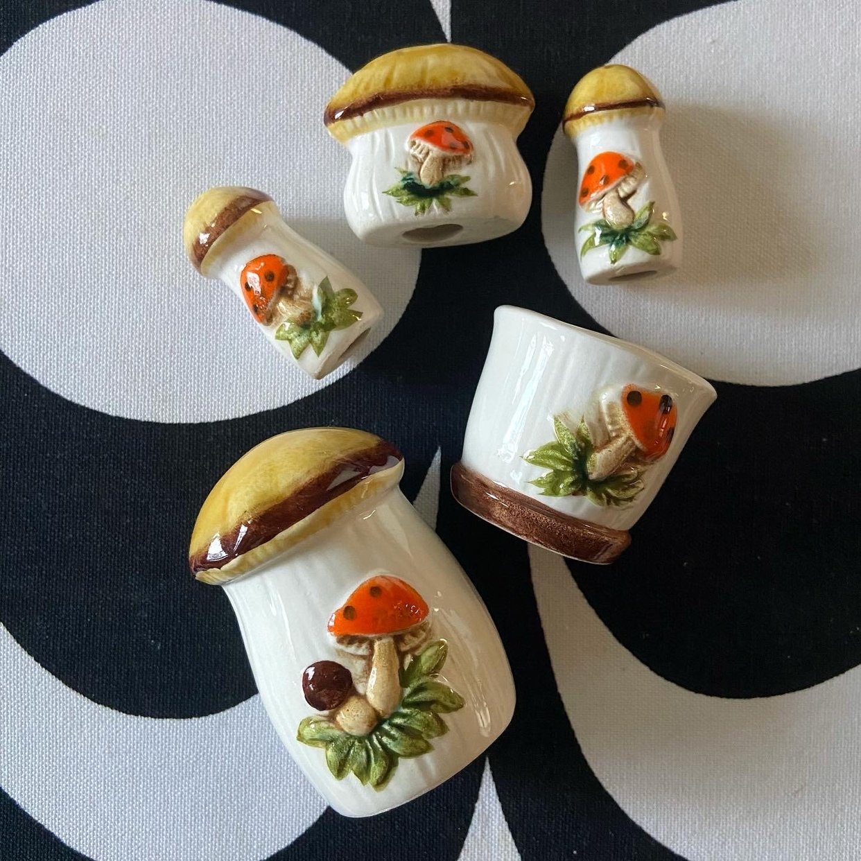70s Sears Merry Mushroom Miniature 5 piece set | Parasol Vintage ...