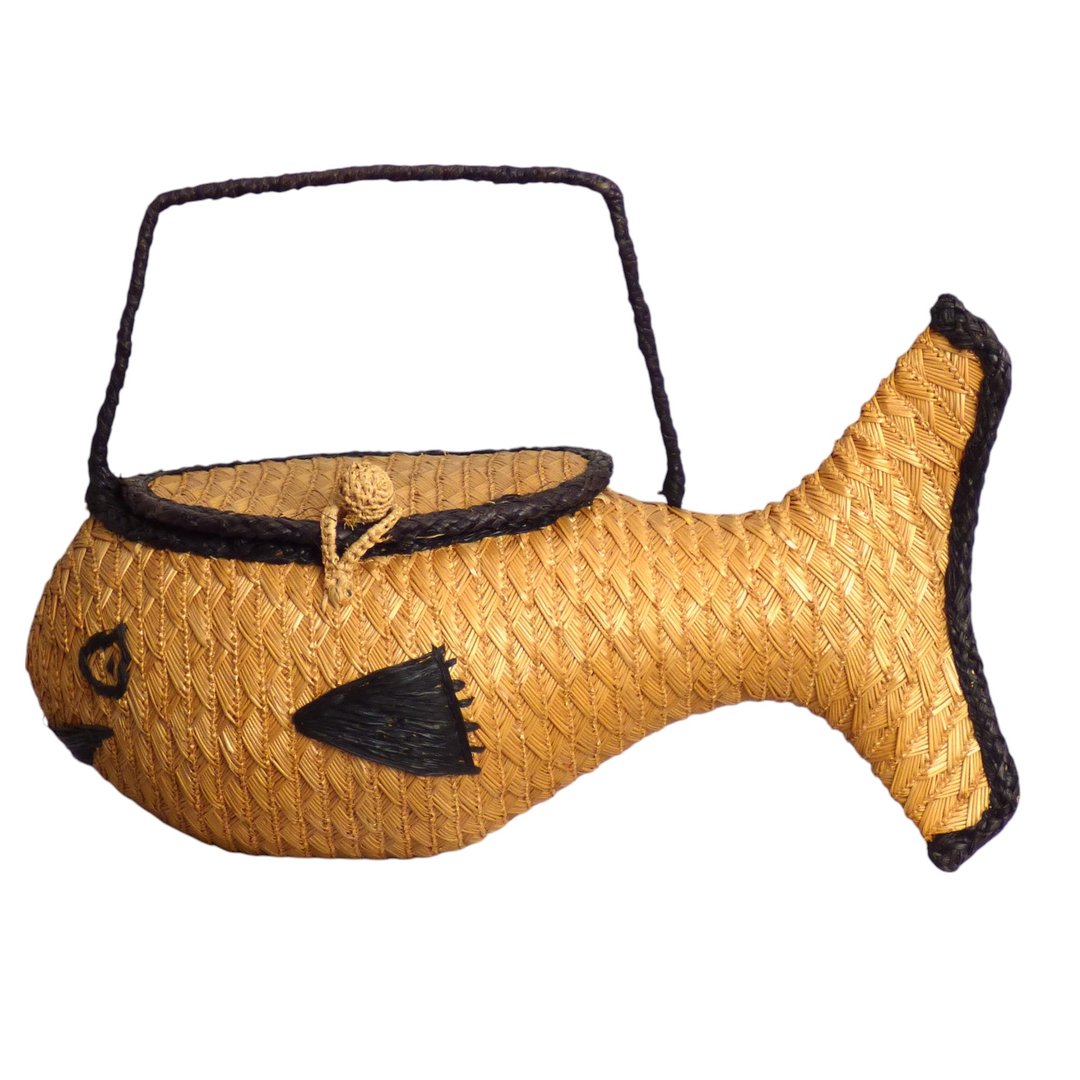 HARRY ROSENFELD- 1960s Black & Tan Straw Fish Purse | Vintage Martini ...