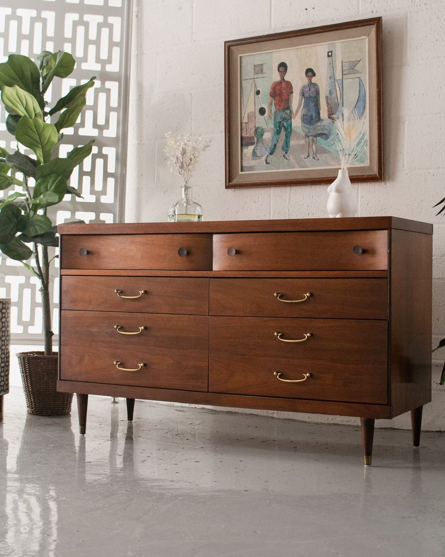 6 Drawer Wavy Front Dresser by Bassett | Sunbeam Vintage | Highland ...