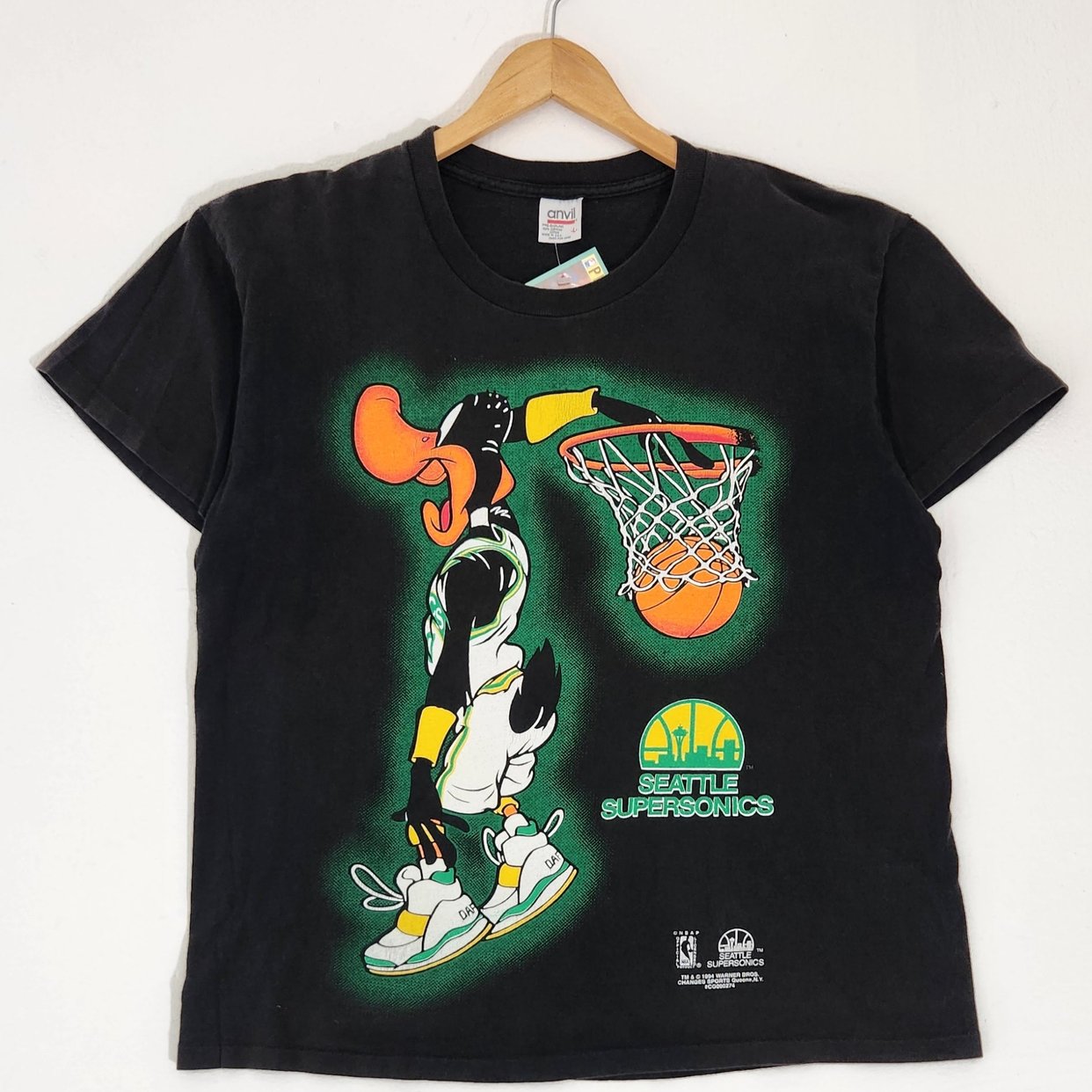Vintage 1990s NBA Seattle SuperSonics Daffy Duck Slam | Throwbacks ...