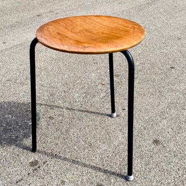 AS IS Early Arne Jacobsen Fritz Hansen Dot Stool, 1950s | Temple of ...