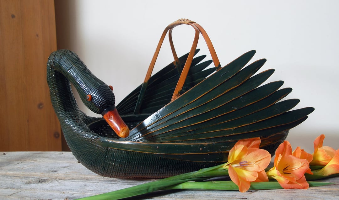 Vintage Shanghai wicker swan basket / wood & wicker duck swan basket ...