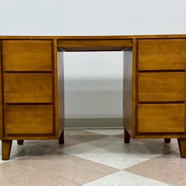 Conant Ball Modernmates Mid-Century Modern Desk With Chair ( | Modern ...