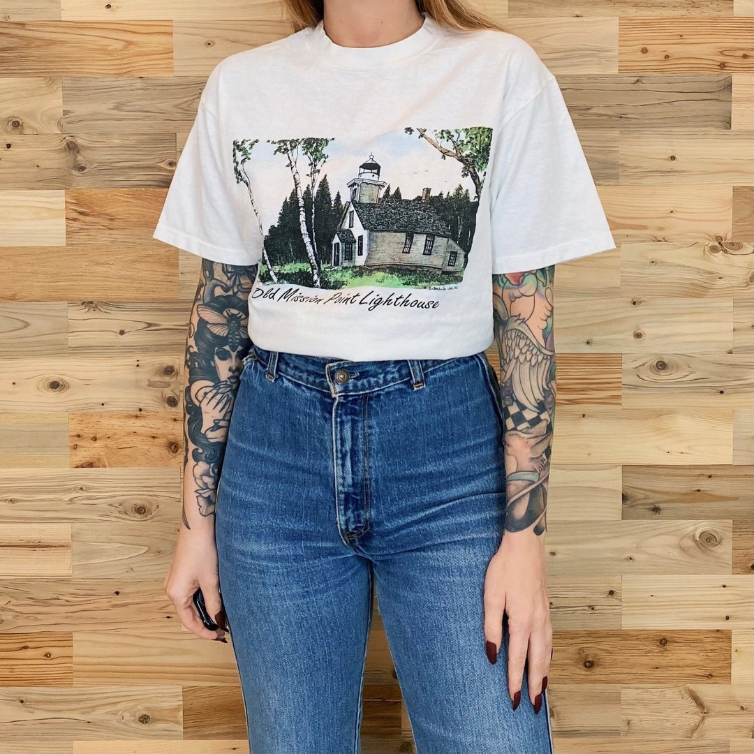 1992 Vintage Old Mission Point Lighthouse Tee Shirt | Noteworthy ...