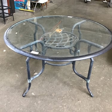 Outdoor Backyard Table (Seattle) | Second Use | Seattle and Tacoma, WA