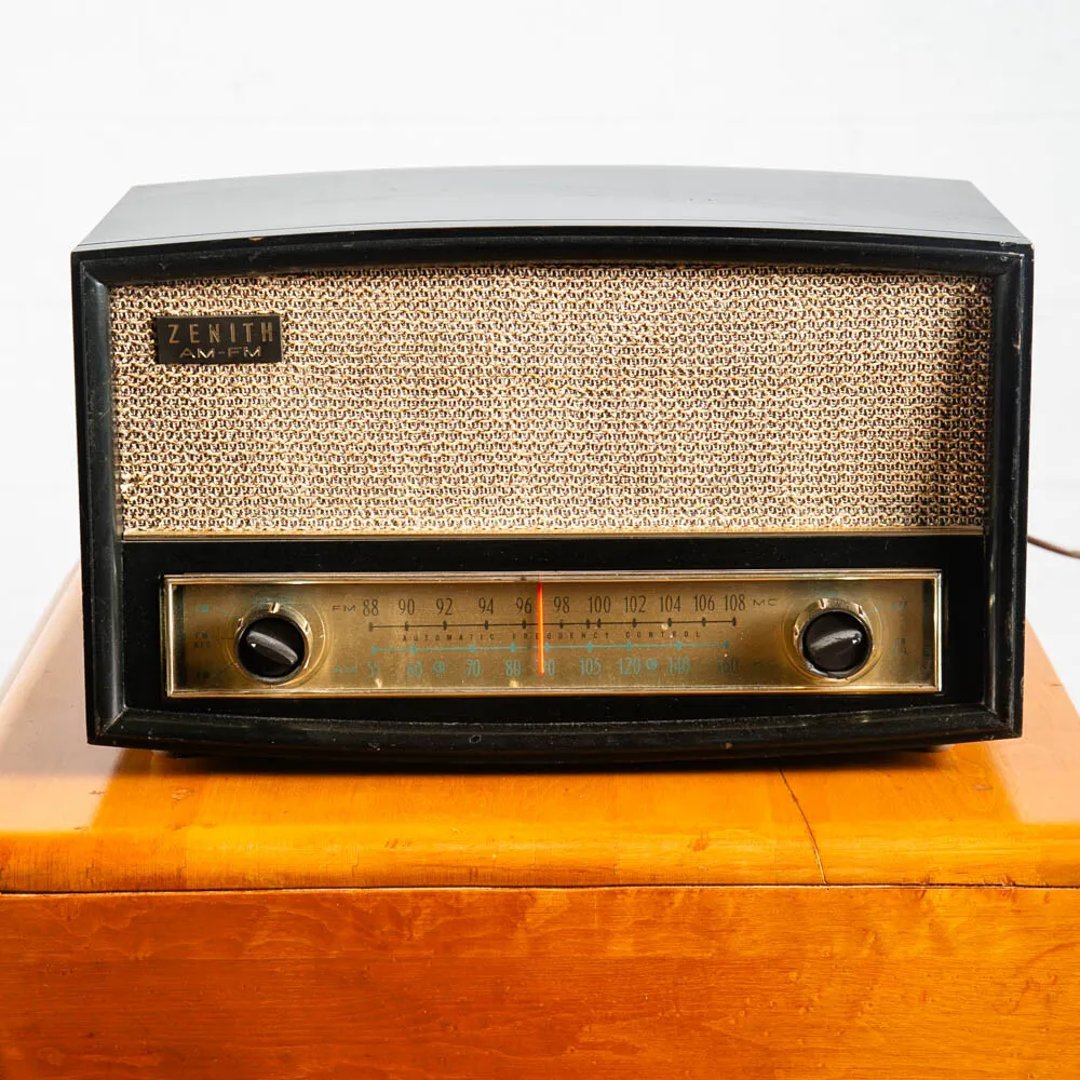 Mid Century Modern Radio Hifi Zenith Black Wood 2 Knobs Tube ...
